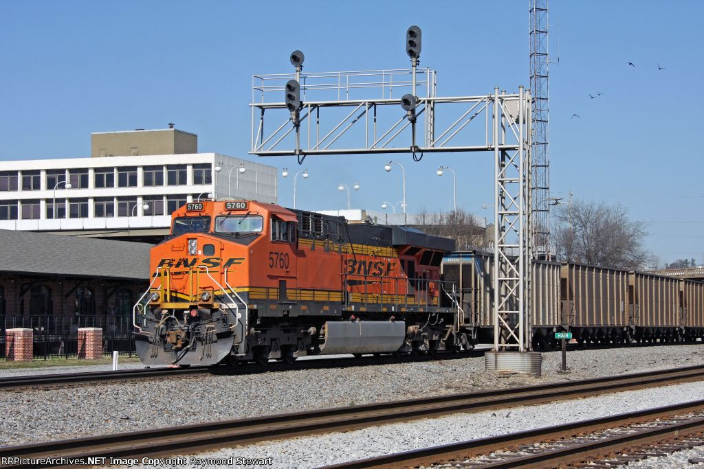BNSF 5760